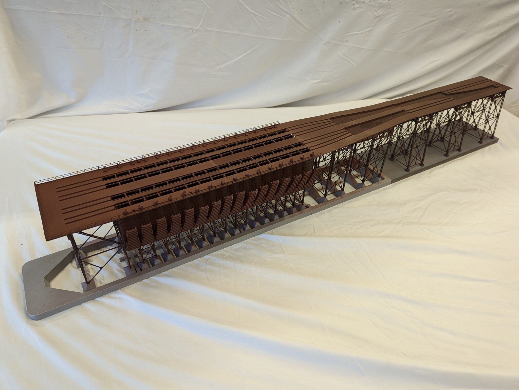 Ore Dock Kits - Model Railroad Engineering