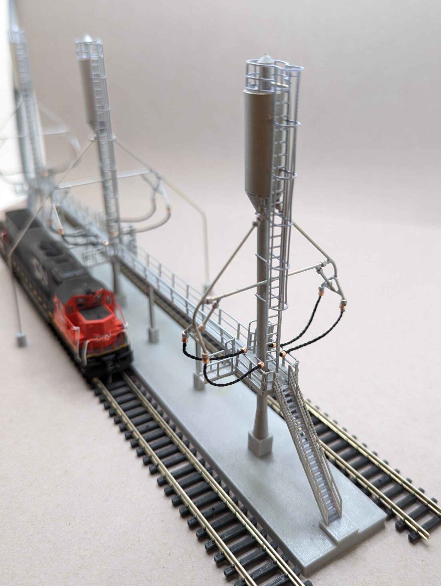 3 tower sanding system - Model Railroad Engineering